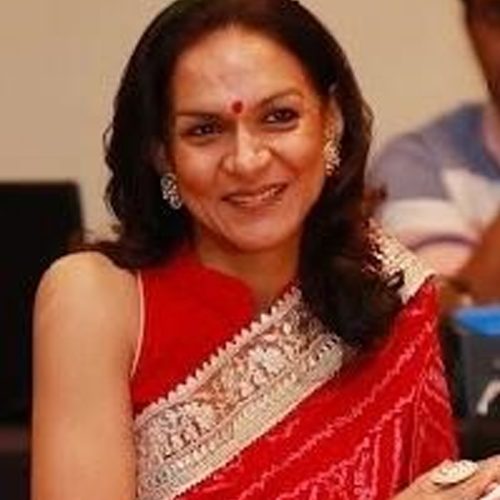 Best Yoga Teacher Training in Abu Dhabi | 200-300 Hour Course